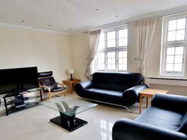3 Bedrooms Flat for rent in Harrowby Street, Marylebone, London W1H