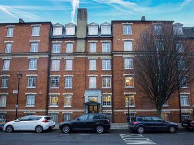 3 Bedrooms Flat for rent in Harrowby Street, London W1H