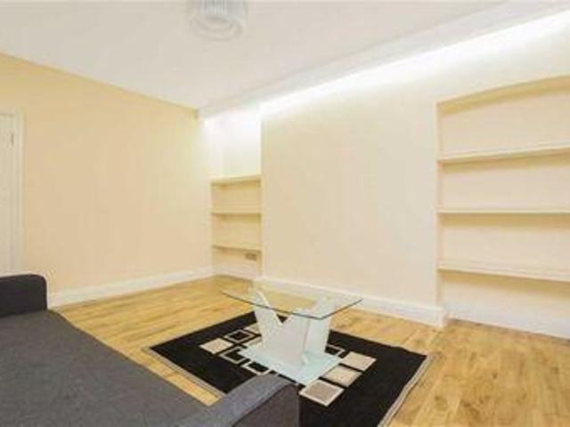 3 Bedrooms Flat for rent in Harrowby Street, London W1H