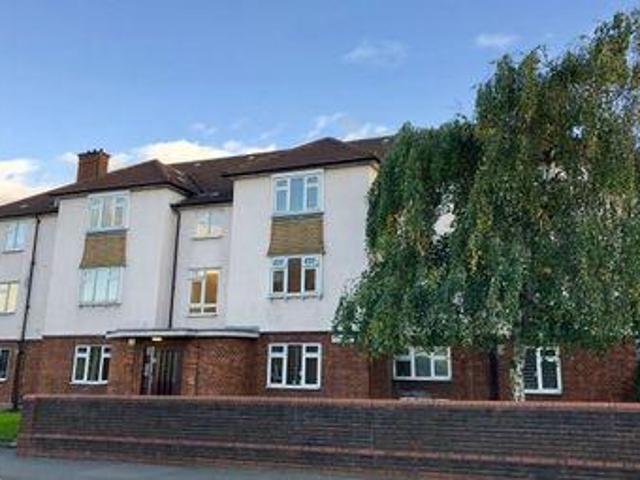 3 Bedrooms Flat for rent in Harrier Avenue, London E11