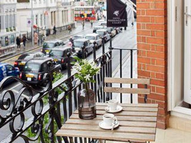 3 Bedrooms Flat for rent in Harrington Court, Harrington Road, South Kensington, London SW7
