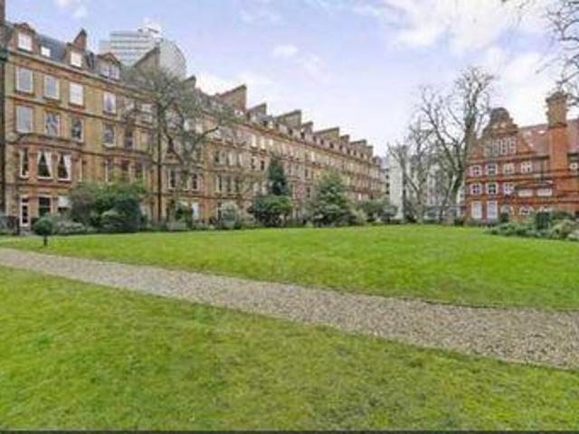3 Bedrooms Flat for rent in Harrington Gardens, London SW7