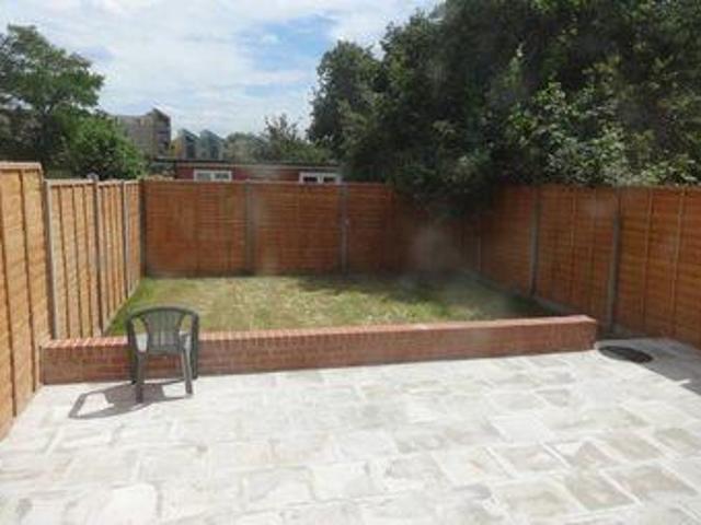 3 Bedrooms Flat for rent in Hendon Way, Cricklewood NW2