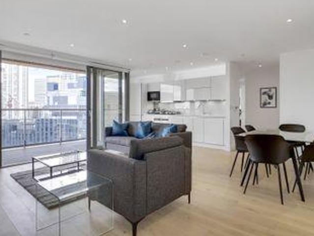 3 Bedrooms Flat for rent in Heritage Tower, East Ferry Road, London E14