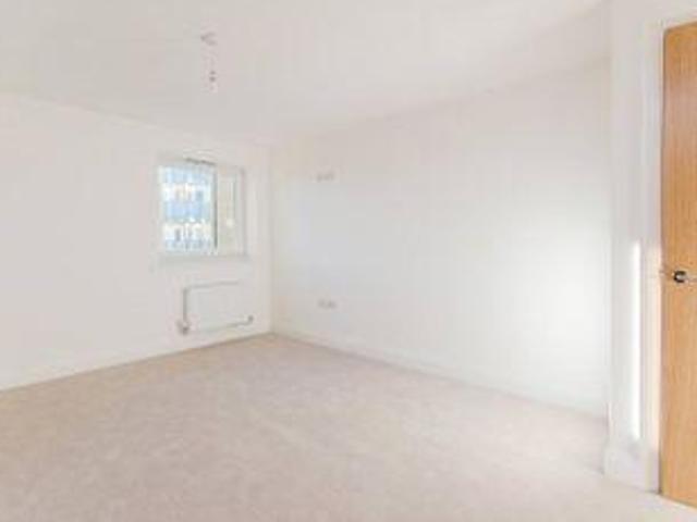 3 Bedrooms Flat for rent in High Road, Wembley HA9