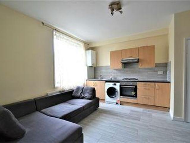 3 Bedrooms Flat for rent in High Road, Willesden, London NW10