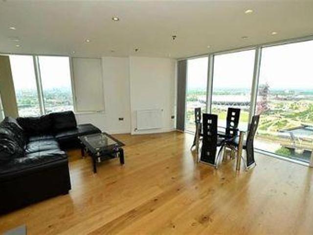 3 Bedrooms Flat for rent in High Street, London E15