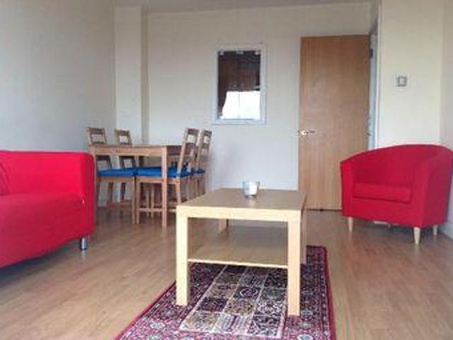 3 Bedrooms Flat for rent in High Street, London E15