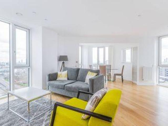3 Bedrooms Flat for rent in High Street, Stratford E15