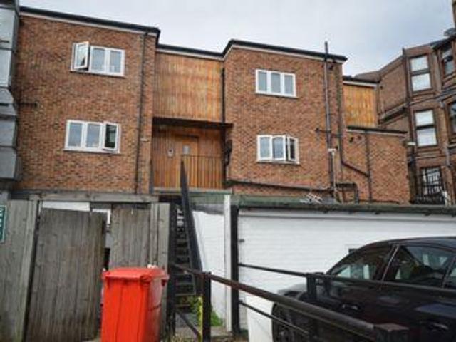 3 Bedrooms Flat for rent in High Street, Sutton SM1