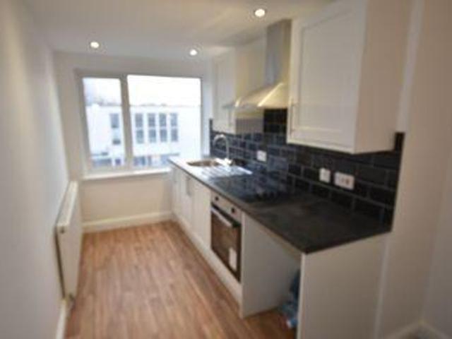 3 Bedrooms Flat for rent in Hill Street, Stoke On Trent, Staffordshire ST4