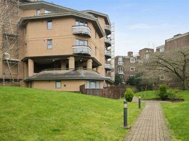 3 Bedrooms Flat for rent in Hillcrest Heights, Hillcrest Road, Ealing W5