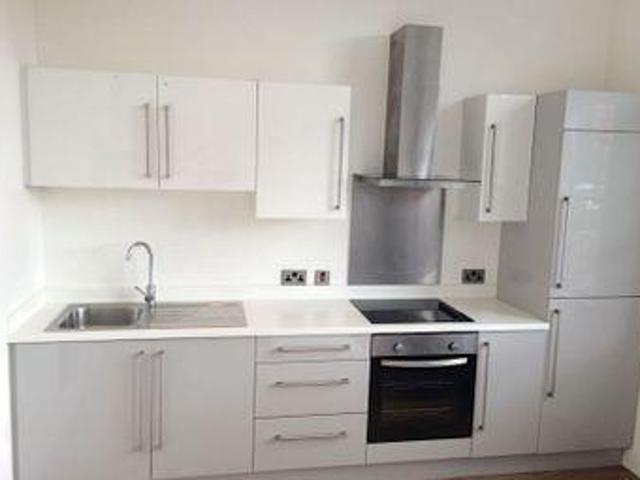 3 Bedrooms Flat for rent in Hyde Terrace, Leeds LS2