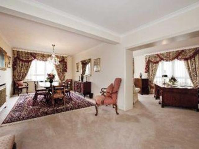3 Bedrooms Flat for rent in Hyde Park Residence, Park Lane, London W1K