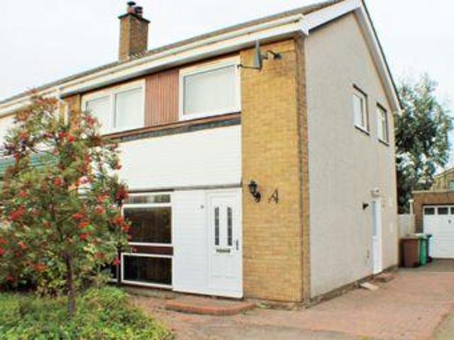 3 Bedrooms Flat for rent in Inchmickery Road, Dalgety Bay, Fife KY11