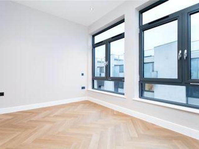 3 Bedrooms Flat for rent in Infinity Heights, 264 Kingsland Road, London E8
