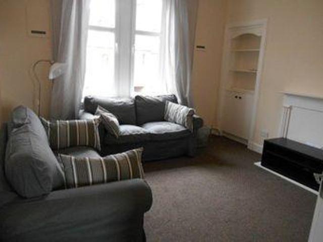 3 Bedrooms Flat for rent in Innerbridge Street, Guardbridge, Fife KY16