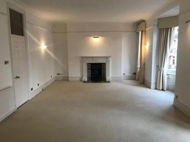 3 Bedrooms Flat for rent in Iverna Court, London W8