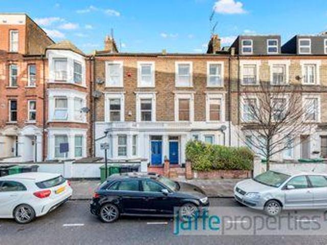 3 Bedrooms Flat for rent in Iverson Road, West Hampstead NW6
