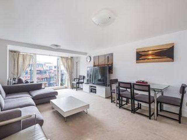 3 Bedrooms Flat for rent in Jerome Place, Kingston Upon Thames KT1