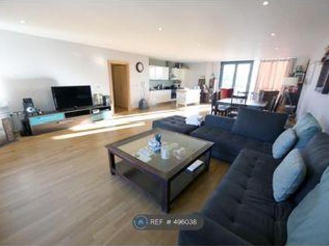 3 Bedrooms Flat for rent in Omega Works, London E3