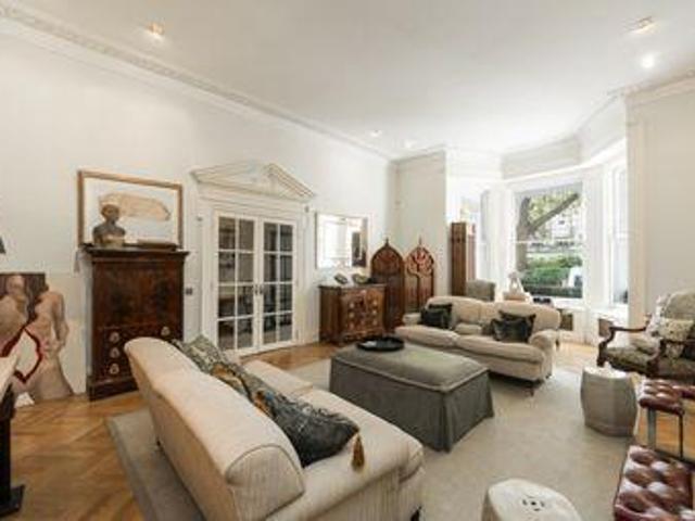 3 Bedrooms Flat for rent in Onslow Gardens, London SW7