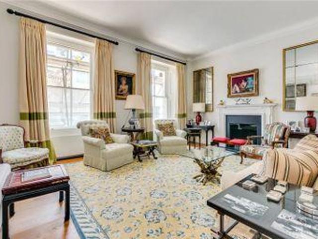 3 Bedrooms Flat for rent in Onslow Square, South Kensington, London SW7