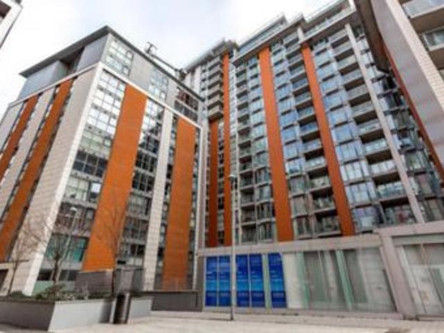 3 Bedrooms Flat for rent in Oceanis Apartments, Royal Docks E16
