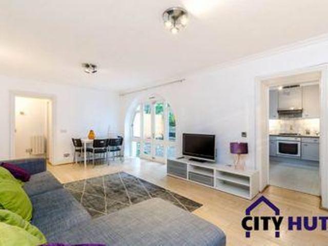 3 Bedrooms Flat for rent in Offord Road, London N1