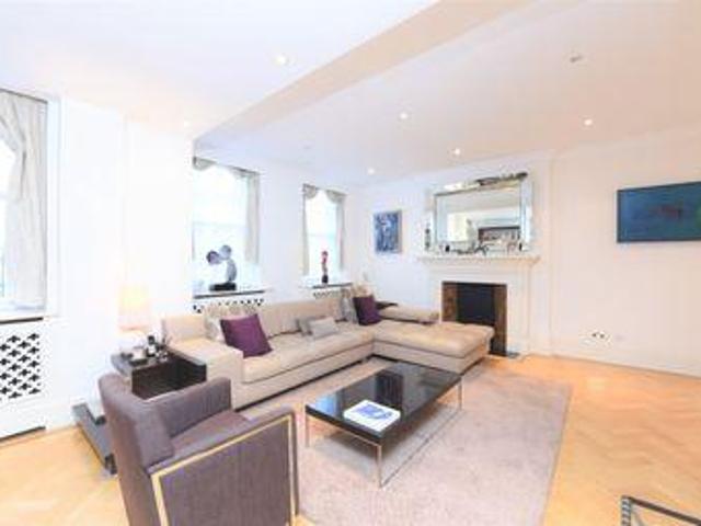 3 Bedrooms Flat for rent in Old Brompton Road, London SW5