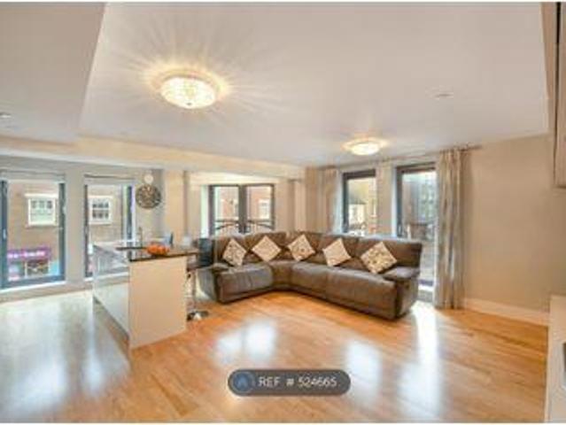 3 Bedrooms Flat for rent in Old London Road, Kingston Upon Thames KT2