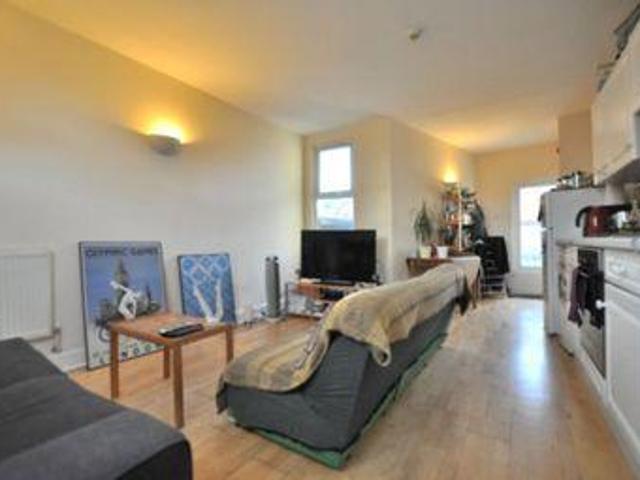 3 Bedrooms Flat for rent in Old Street, London EC1V