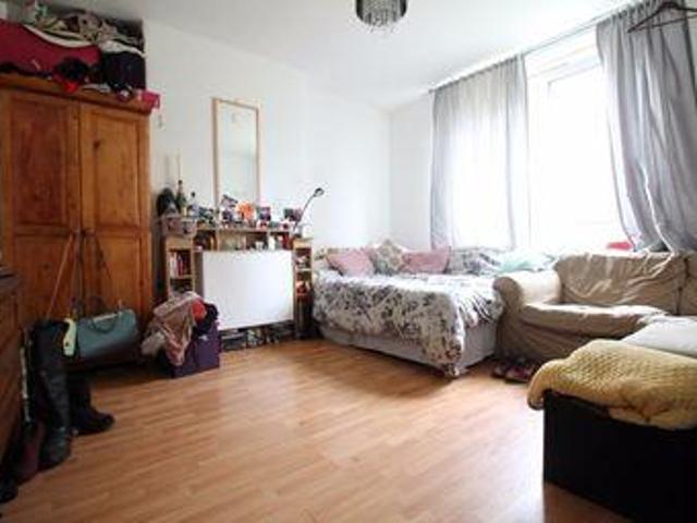 3 Bedrooms Flat for rent in Orb Street, London SE17