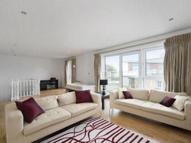 3 Bedrooms Flat for rent in Oyster Wharf, Lombard Road SW11