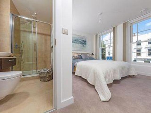 3 Bedrooms Flat for rent in L&Q @ The Pavilions, Caledonian Road N1