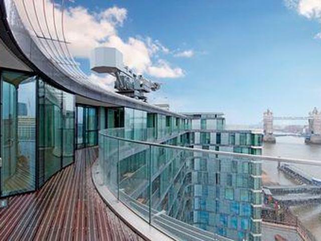 3 Bedrooms Flat for rent in Lower Thames Street, Tower Hill EC3R