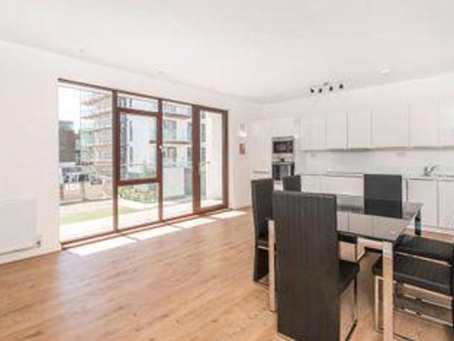 3 Bedrooms Flat for rent in Lollard Street, London SE11