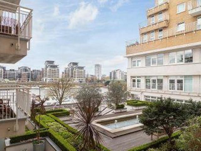 3 Bedrooms Flat for rent in Lombard Road, London SW11