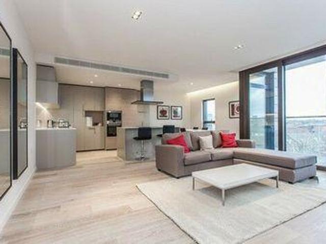 3 Bedrooms Flat for rent in London, London N1C