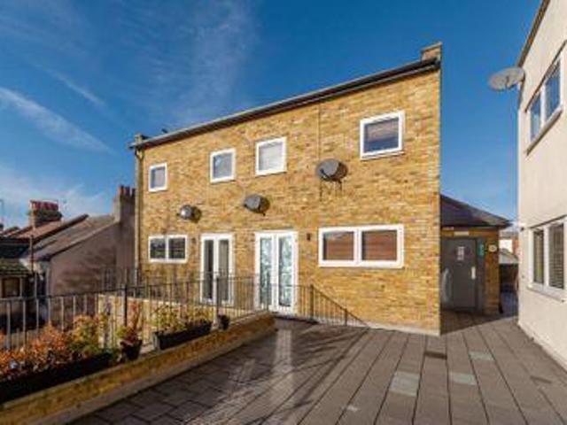 3 Bedrooms Flat for rent in London Road, Croydon CR0