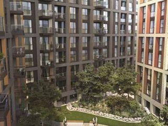 3 Bedrooms Flat for rent in London SW11