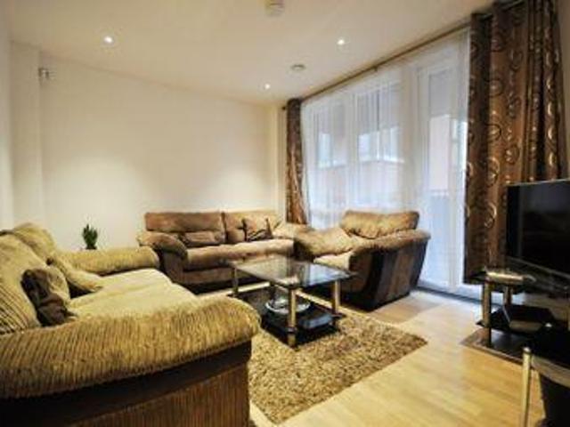 3 Bedrooms Flat for rent in London W10