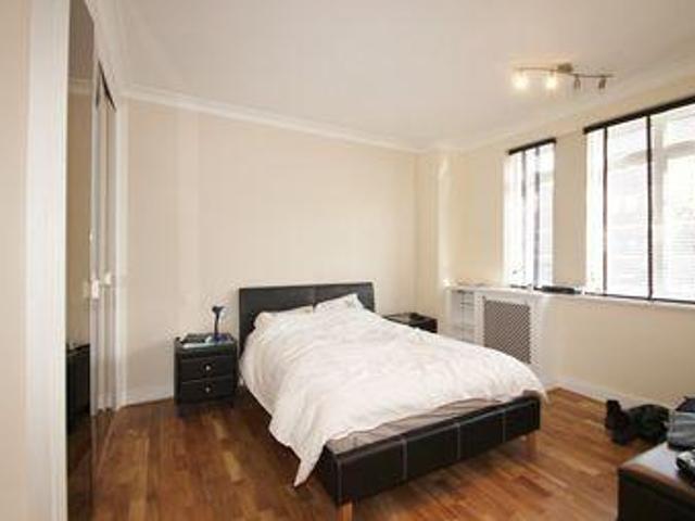 3 Bedrooms Flat for rent in Latymer Court, Hammersmith Road, London W6