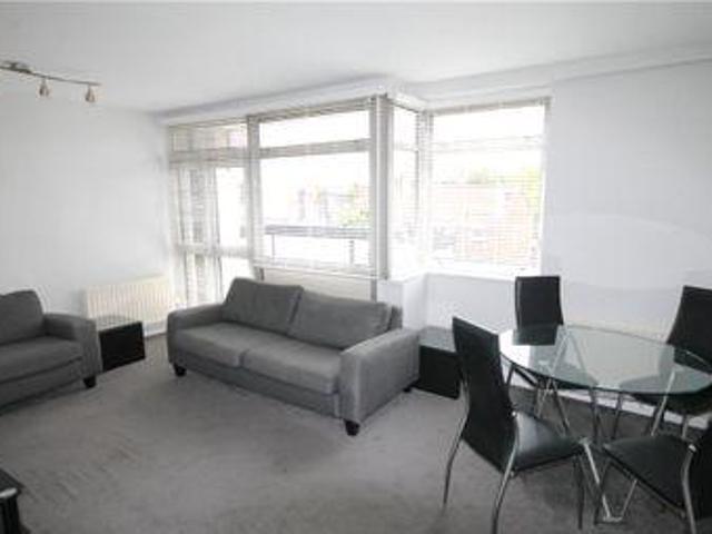 3 Bedrooms Flat for rent in Lainson Street, Southfields SW18