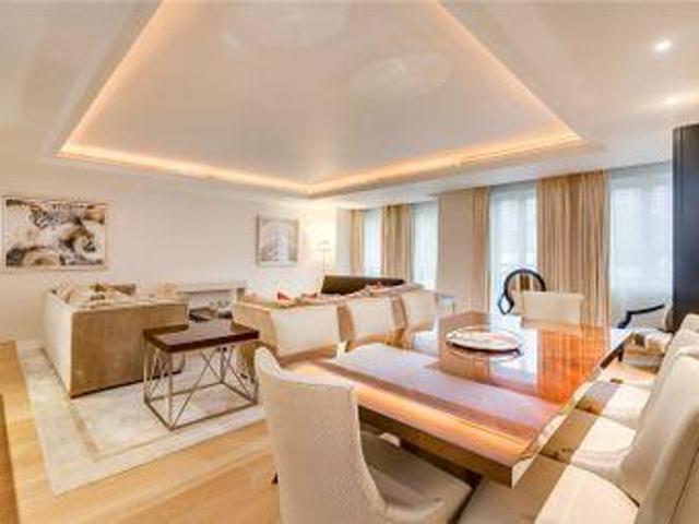 3 Bedrooms Flat for rent in Lancelot Place, Knightsbridge, London SW7