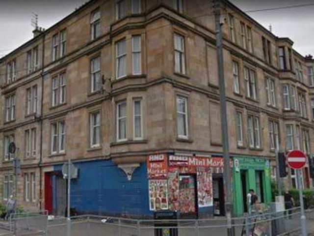 3 Bedrooms Flat for rent in Langside Road, Glasgow G42