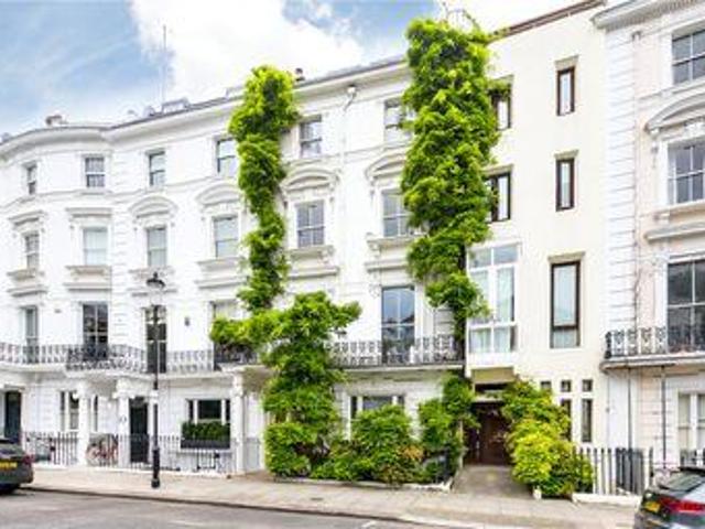 3 Bedrooms Flat for rent in Lansdowne Crescent, London W11
