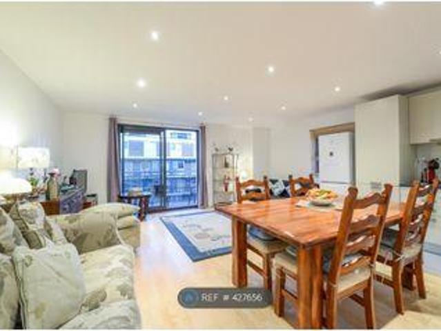 3 Bedrooms Flat for rent in Lant Street, London SE1