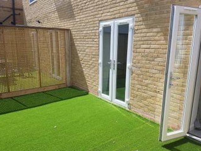 3 Bedrooms Flat for rent in Leswin Place, London N16