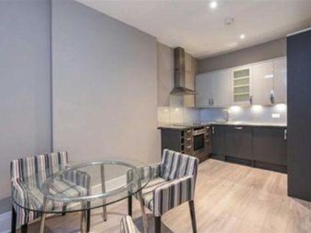 3 Bedrooms Flat for rent in Lithos Road, London NW3